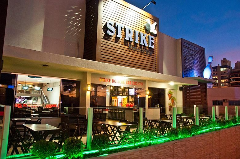 Strike Boliche Bar